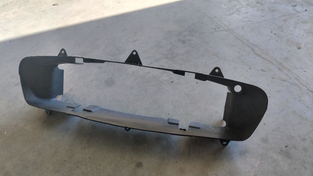 Maserati OE kierowni powietrza 670009839 670009837 | Przemyśl | Kup ...