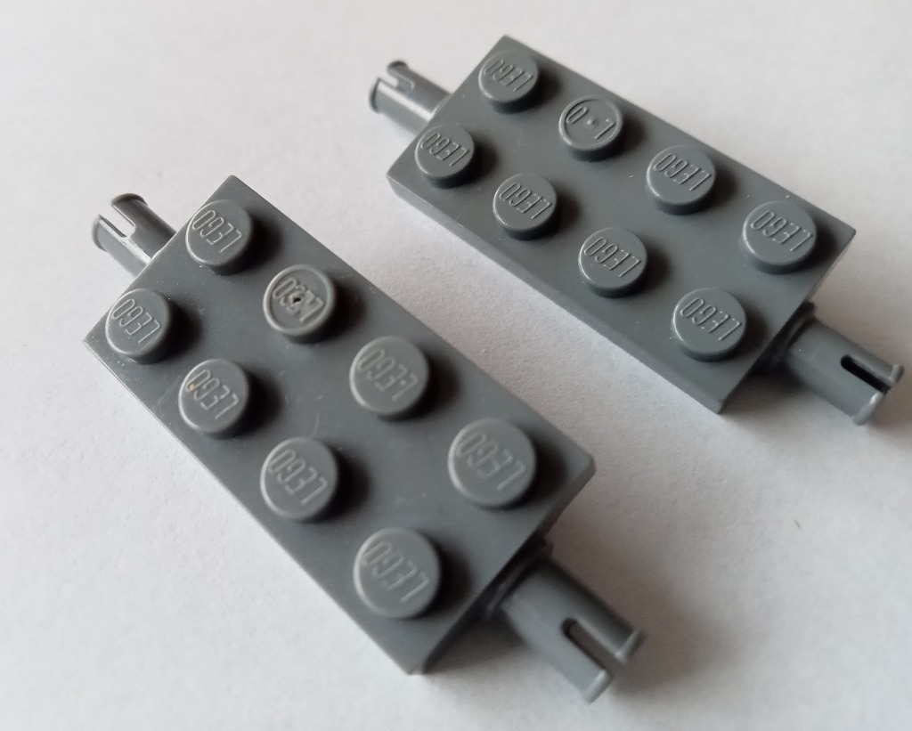 LEGO PŁYTKA Z OSIAMI 30157 2X4 C SZARA 2 SZTUKI | Lubin | Kup teraz na ...