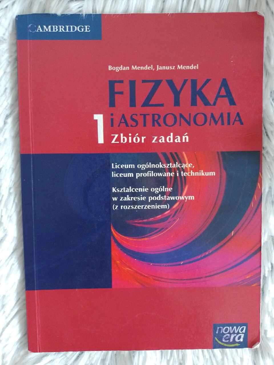 Fizyka i astronomia zbiór zadań Bogdan Mendel Janusz Mendel 2010 ...