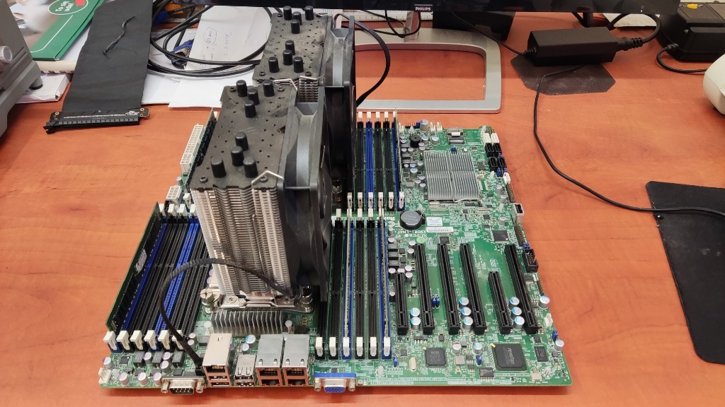 Serwer Supermicro x9dri-ln4f+ 2x E5-2620, 40GB RAM | Świdnica ...