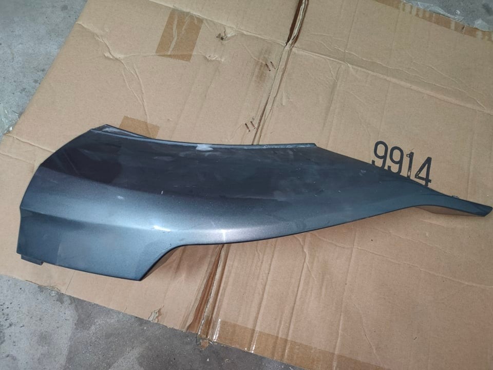 Spoiler prawy lewy Audi Q7 4M0807061E 4M0807062E | Kraków | Kup teraz ...