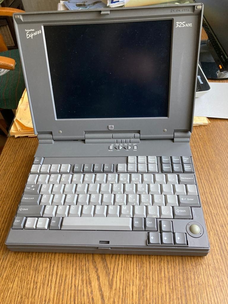 Zabytkowy Laptop CompuAdd z 1992. Działający | Lublin | Licytacja na ...