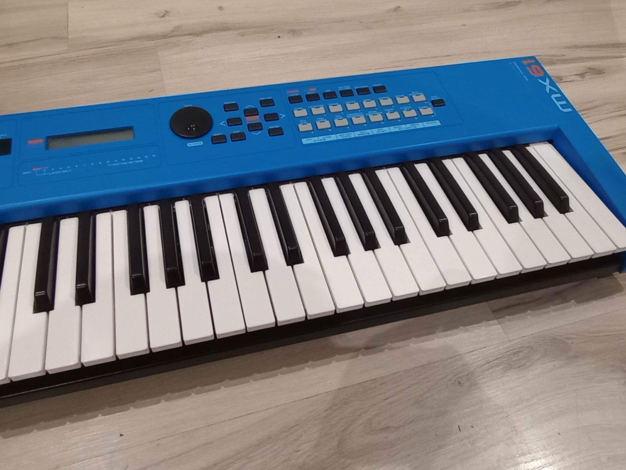 Yamaha MX61 blue | Lutcza | Kup teraz na Allegro Lokalnie