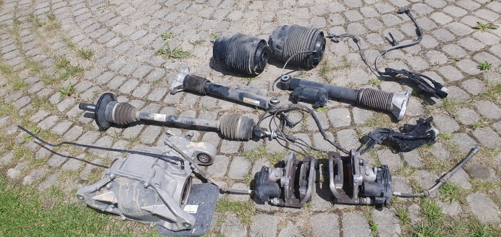 Amortyzator Mercedes GLE A1673201503 A1673201603 | Góra | Ogłoszenie na ...