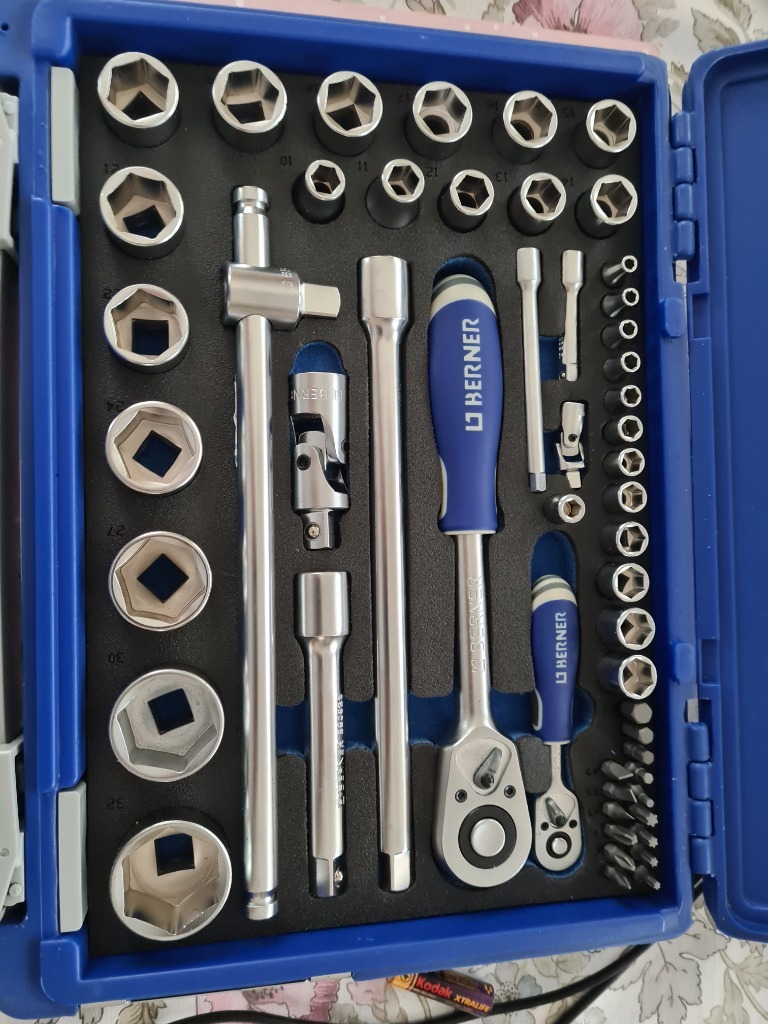 Zestaw kluczy nasadowych 1/4" + 1/2" BERNER 54-cz | Mława | Kup teraz ...