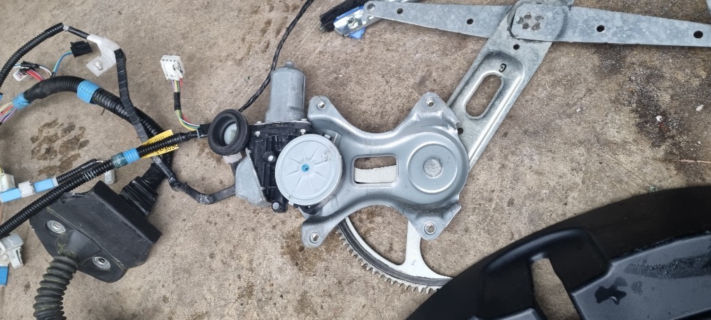 Ramka Listwa Drzwi lexus GS IV Zamek klamka 12- | Trzebinia ...