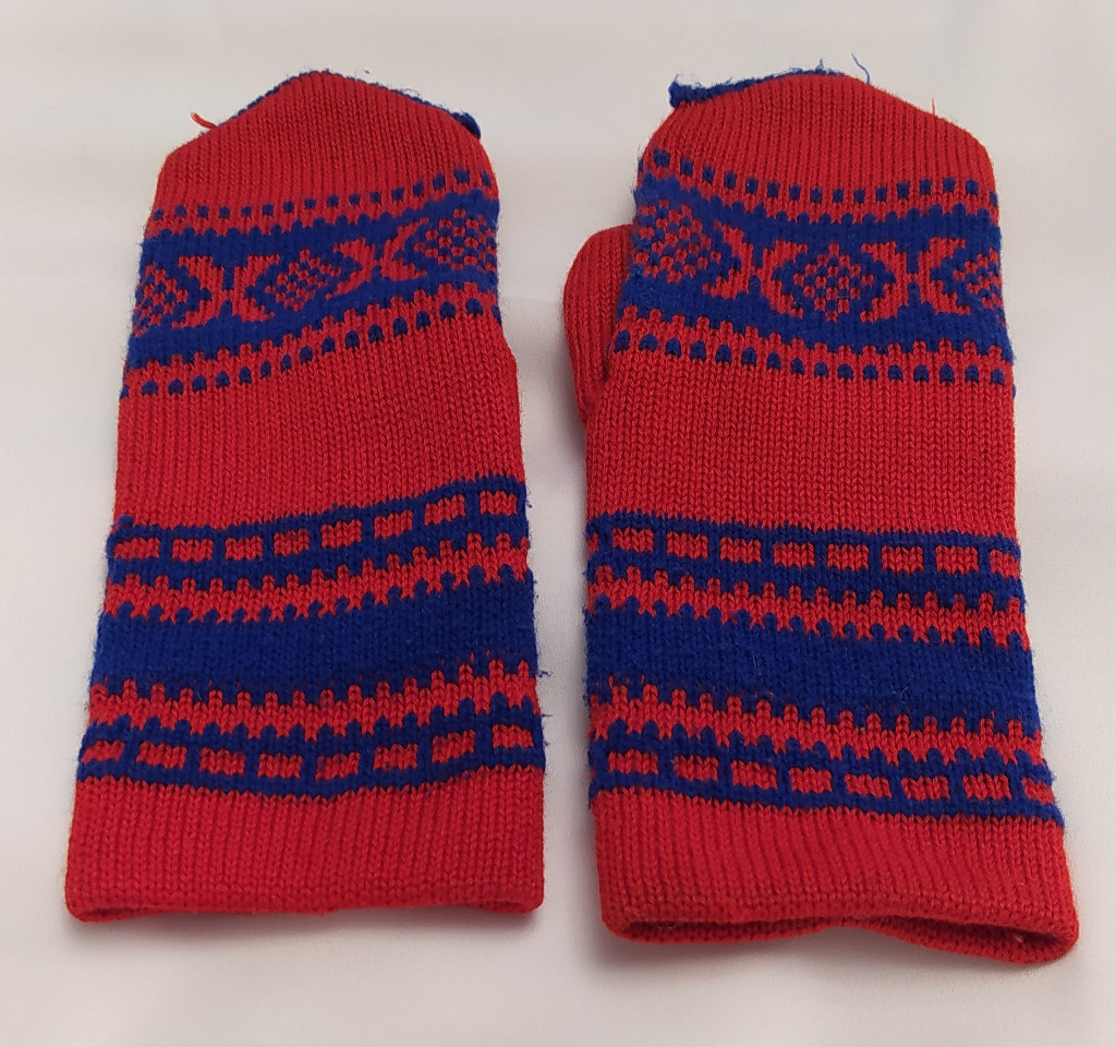 Rękawice dziecięce – 1 palec – czerwone | Hajnówka | Kup teraz na ...