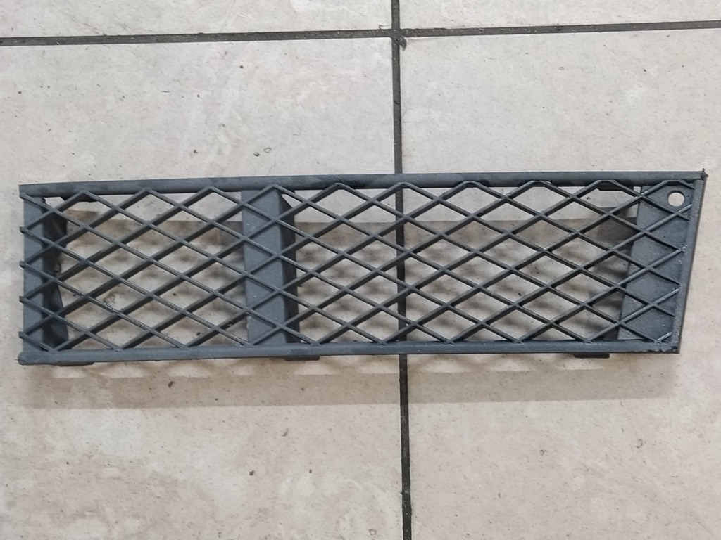 BMW 51117184149 atrapa w zderzaku lewa | Widełka | Kup teraz na Allegro ...