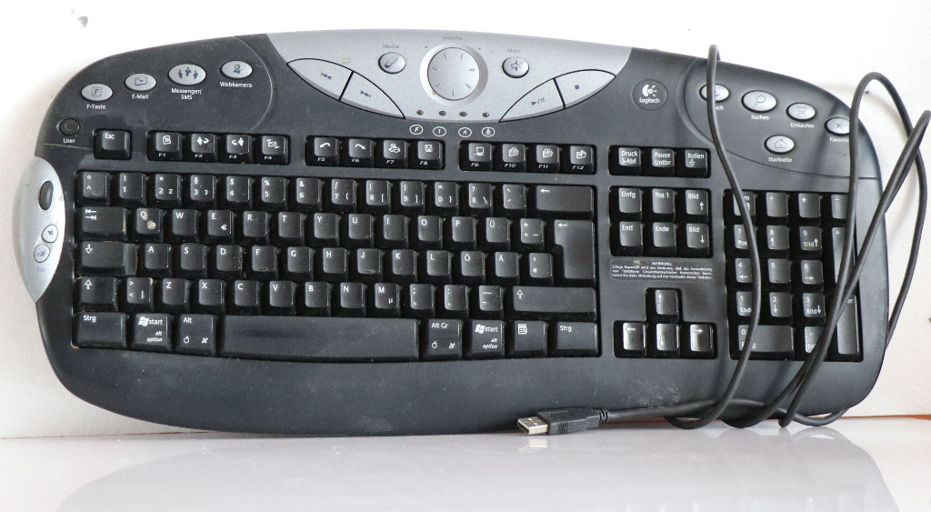 3x LOGITECH ELITE KEYBOARD Cordless Internet Pro | Legnica | Licytacja ...
