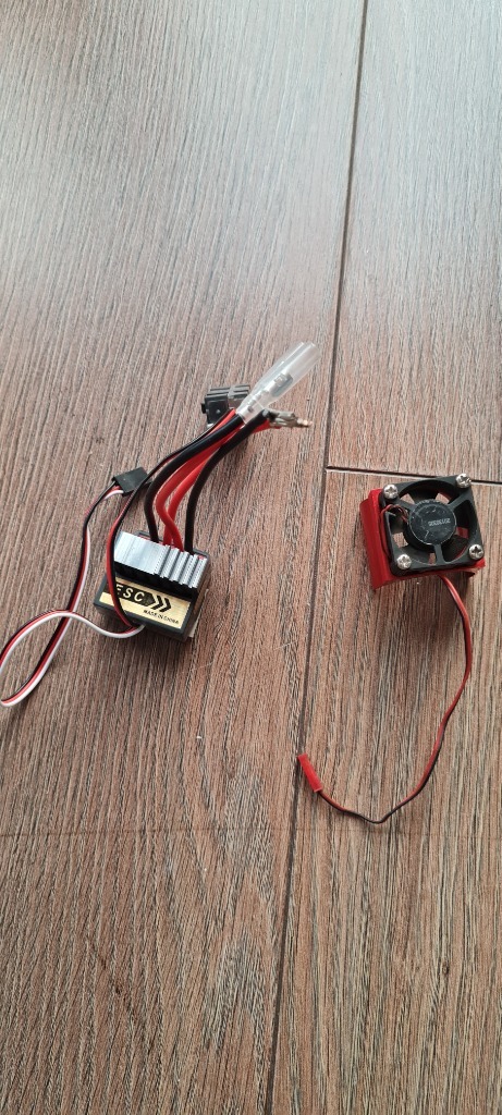 Regulator rc szczotkowy i chłodzenie silnika | Istebna | Kup teraz na ...