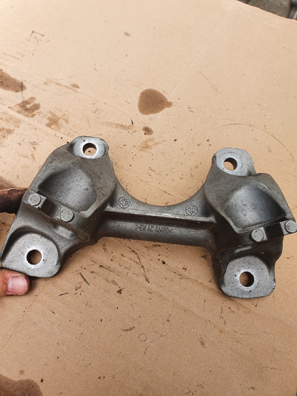 WSPORNIK SKRZYNI BIEGÓW AUTOMAT BMW 22316796613 | Toruń | Kup teraz na ...