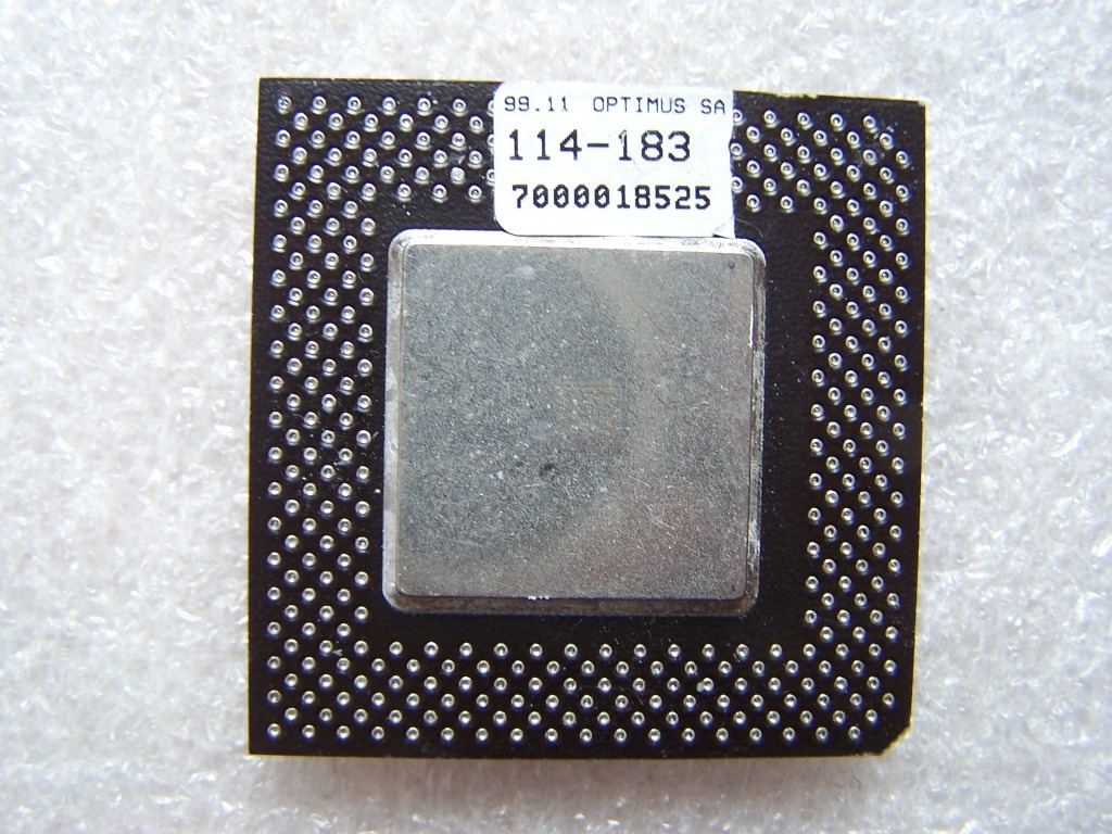 Bardzo stary czarny procesor Intel Celeron | Tarnobrzeg | Licytacja na ...