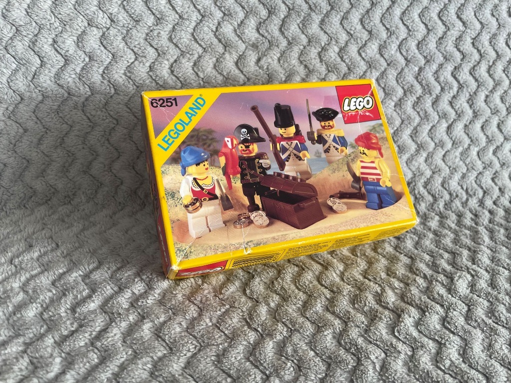 Lego 6251 Pirate Mini Figures Sea Mates Piraci i Żołnierze komplet 100% ...