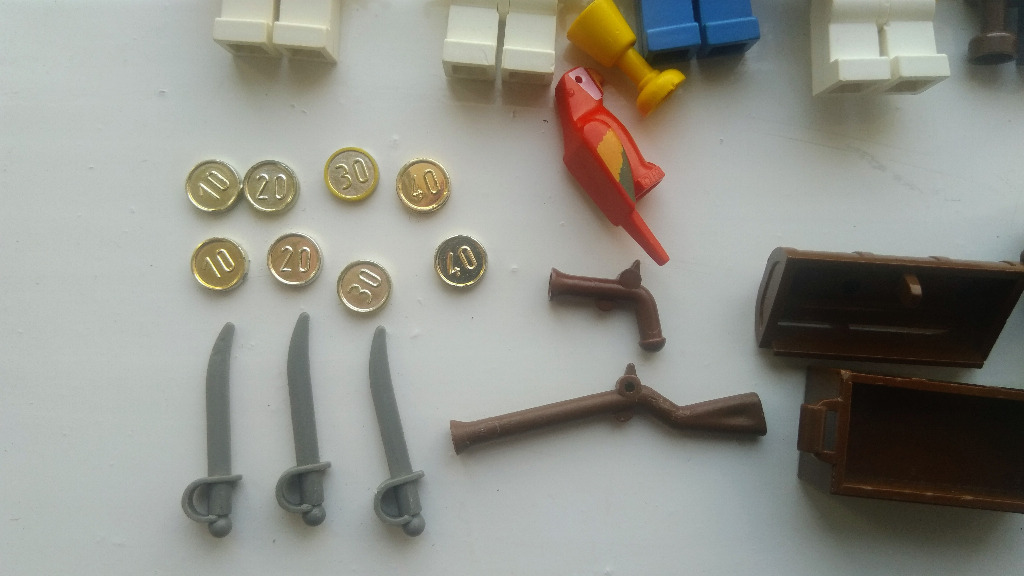 LEGO 6251 Pirate Minifigures Piraci i Żółnierze | Mrągowo | Kup teraz ...