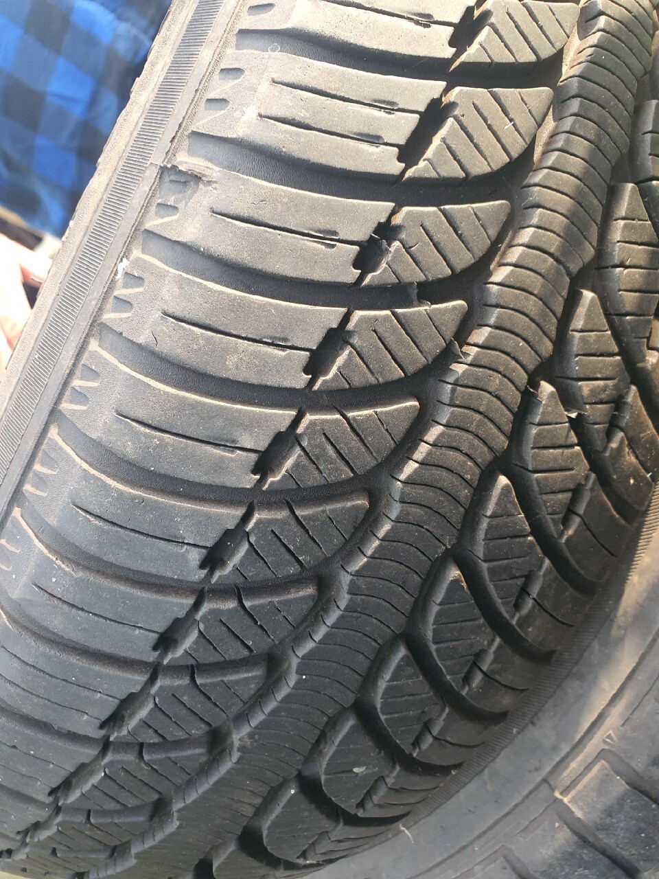 Opona Kleber Quadraxer 185 60R14 | Płoty | Licytacja na Allegro Lokalnie