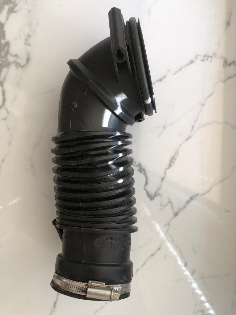 Porsche Macan Lift 95B przewód powietrza 95B129531 | Rzeszów | Kup ...