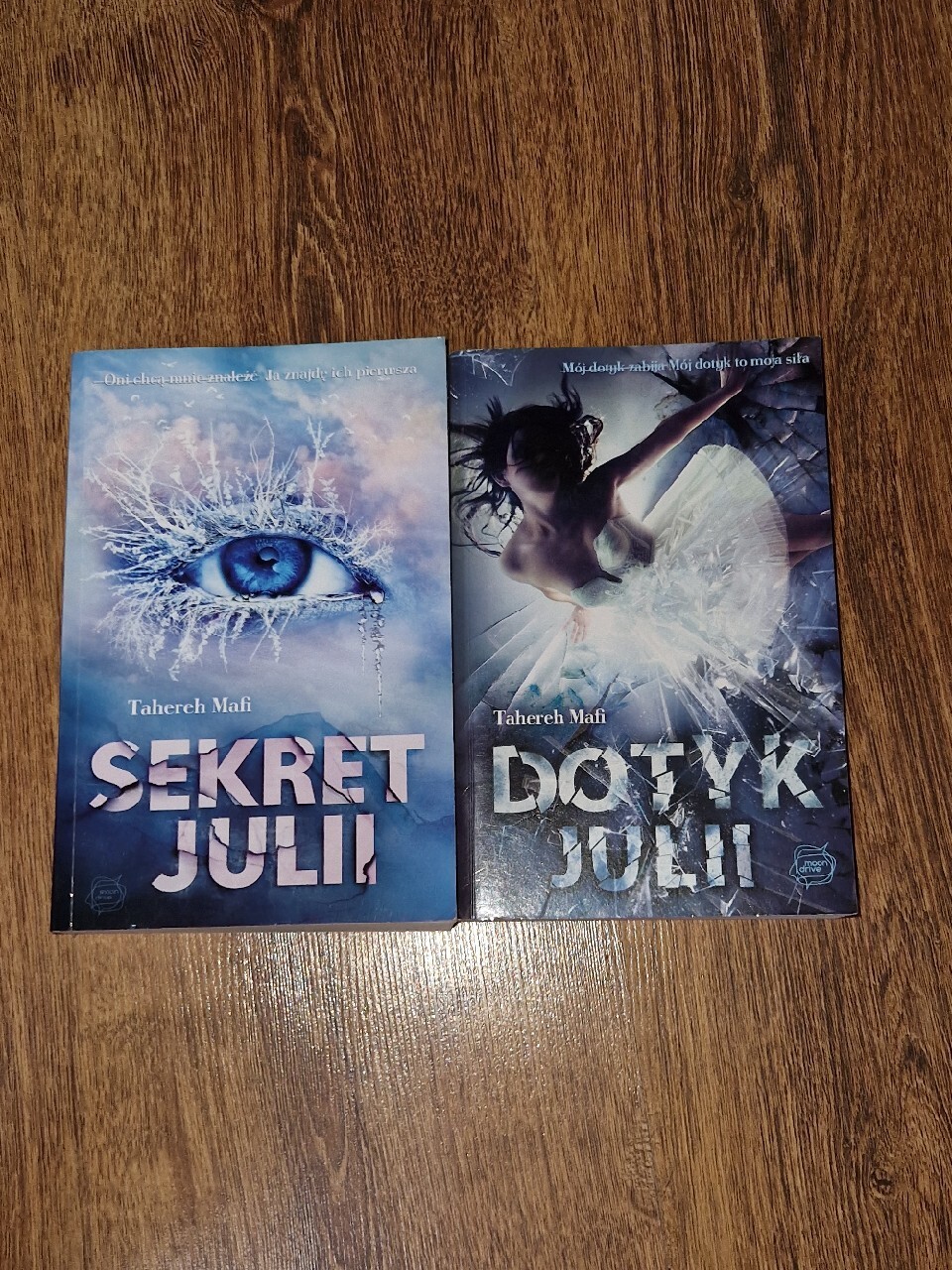 Dotyk Julii i Sekret Julii | Henryszew | Kup teraz na Allegro Lokalnie