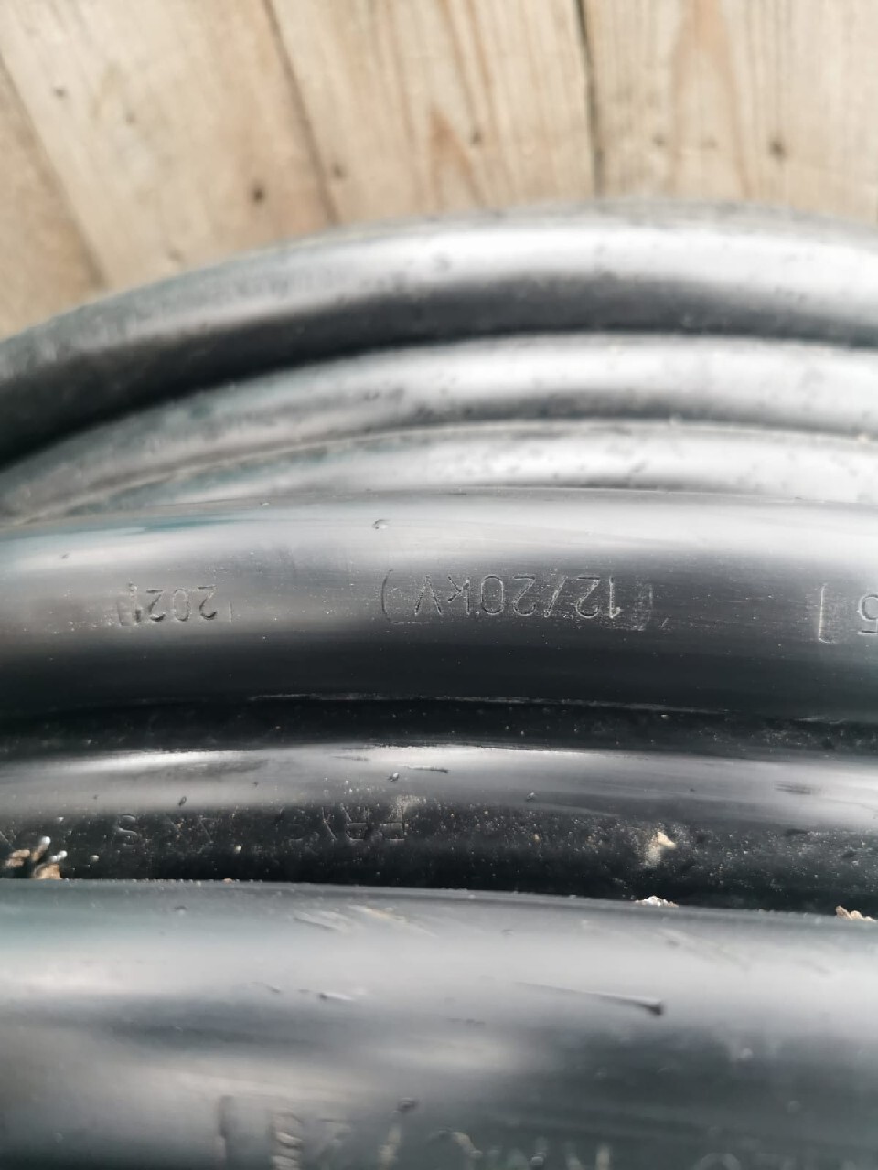 Kabel energetyczny XRUHAKXS 1x120/25 12/20kV 389mb | Kraków | Ogłoszenie na Allegro Lokalnie