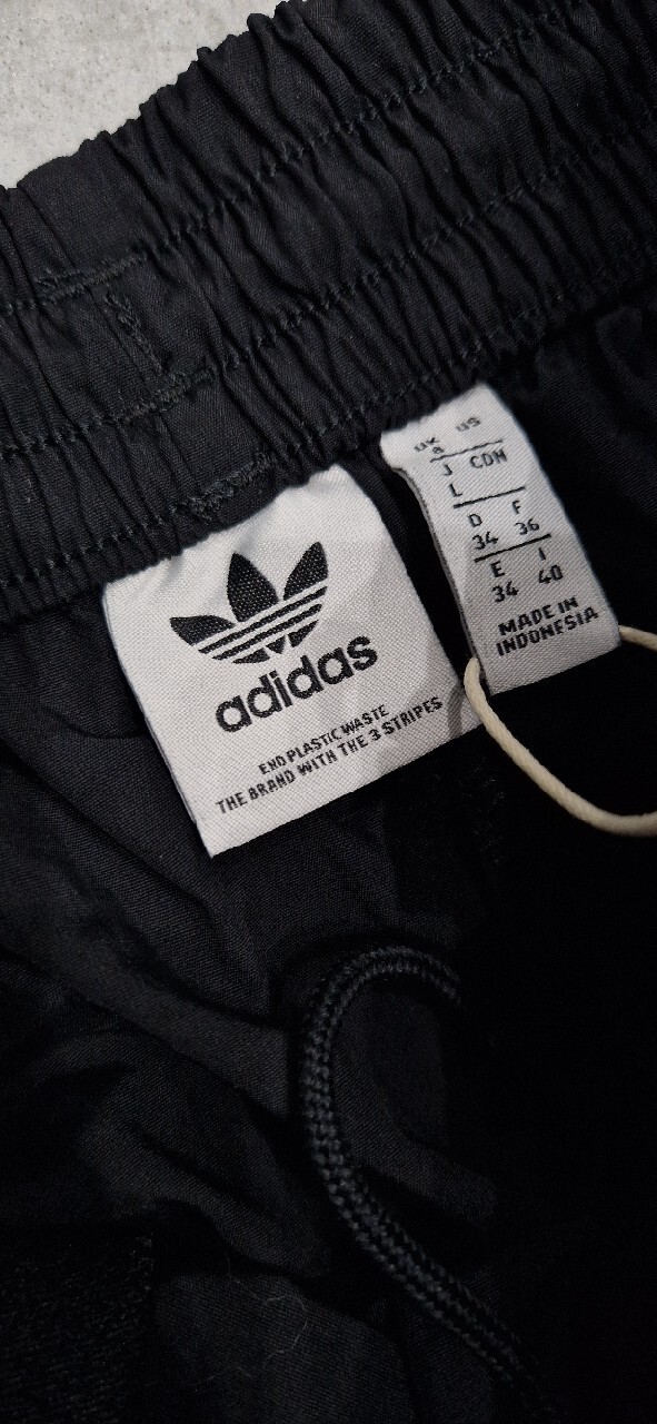 Dresy ADIDAS damskie r.34 xs czarne 3 paski białe | Warzyce | Kup teraz ...