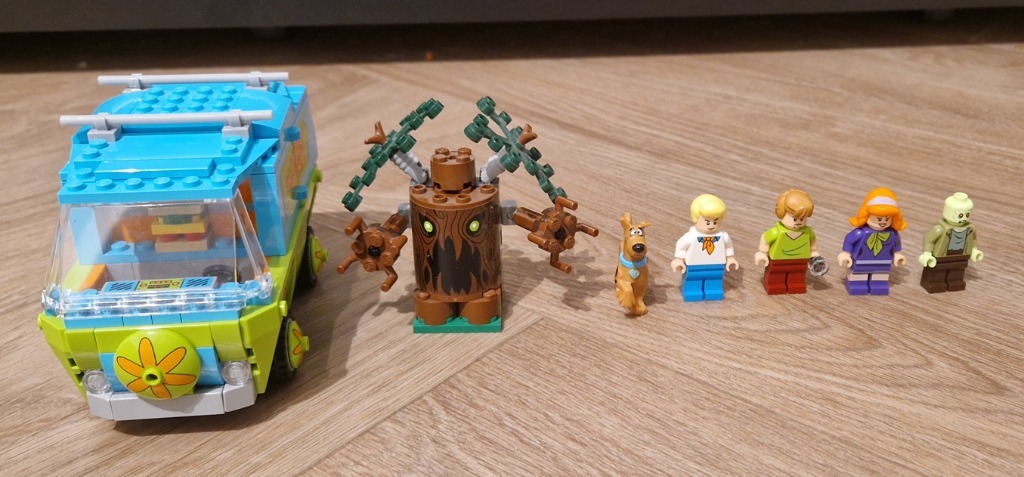 LEGO 75902 Scoobydoo Wehikuł Tajemnic Mystery Mae + Lego Daphne Blake ...