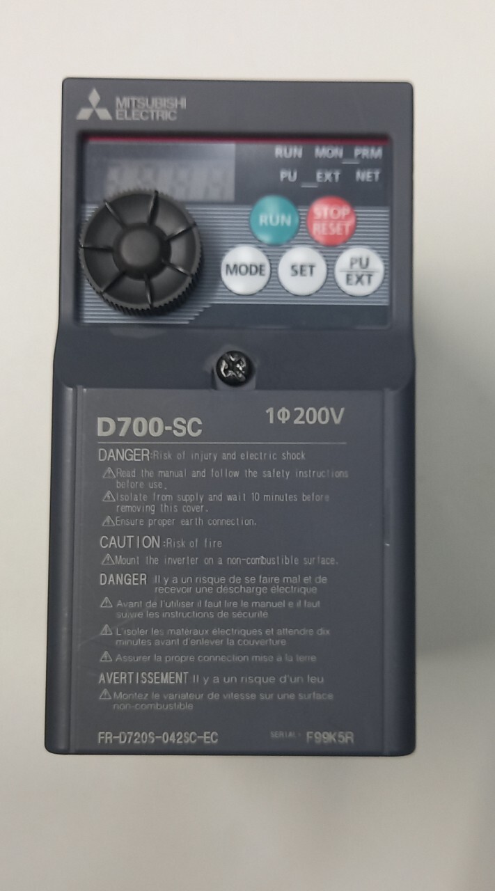 Falownik jednofazowy Mitsubishi Electric D700-SC | Podłęże | Kup teraz ...