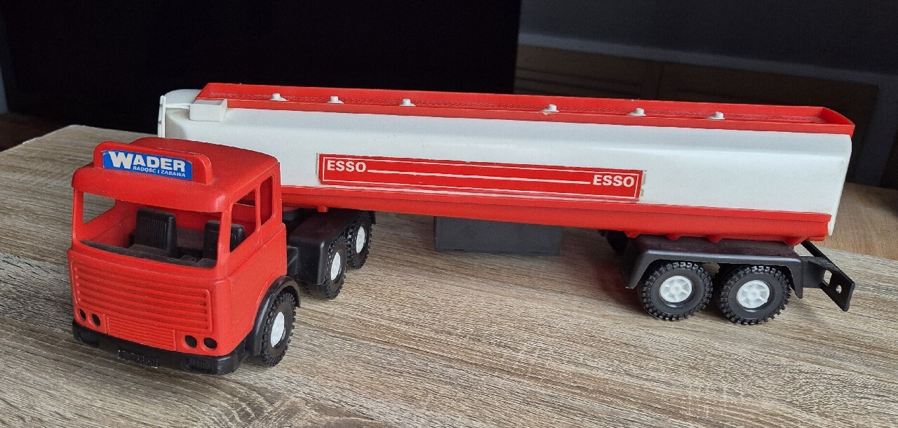 Cysterna Wader vintage Auto Esso 54 cm ciężarówka prpa | Olsztyn | Kup ...