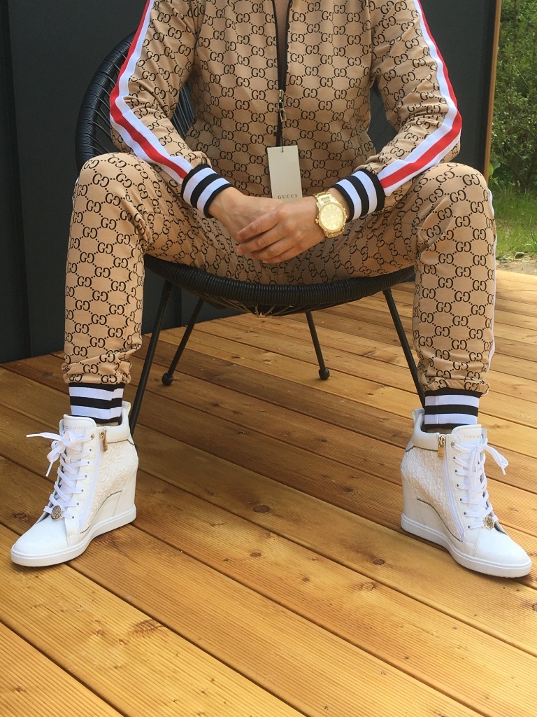 Dres Gucci Komplet Spodnie Gucci Bluza Gucci GG | Brzeziny | Kup teraz ...