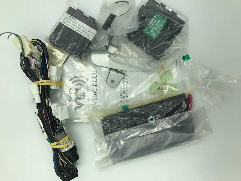 TOYOTA OEM Alarm VIP Security System, RS3200 Plus | Kozubszczyzna | Kup ...