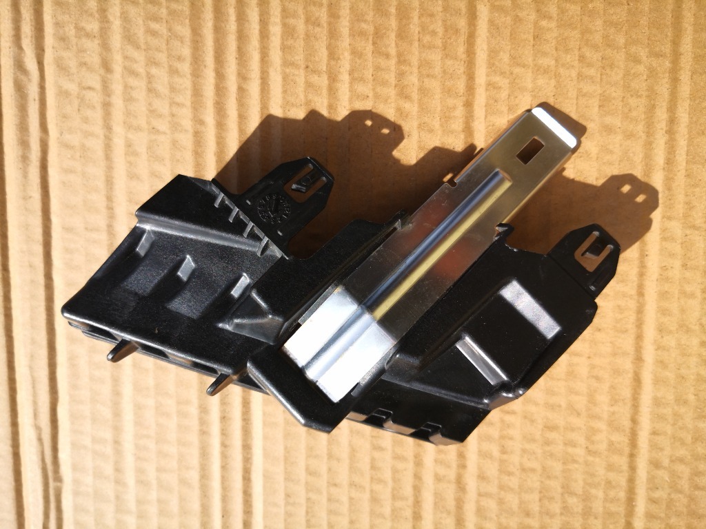 BMW X1 F48 Ślizg Uchwyt Lampy Przód Prawy | Łódź | Kup teraz na Allegro ...