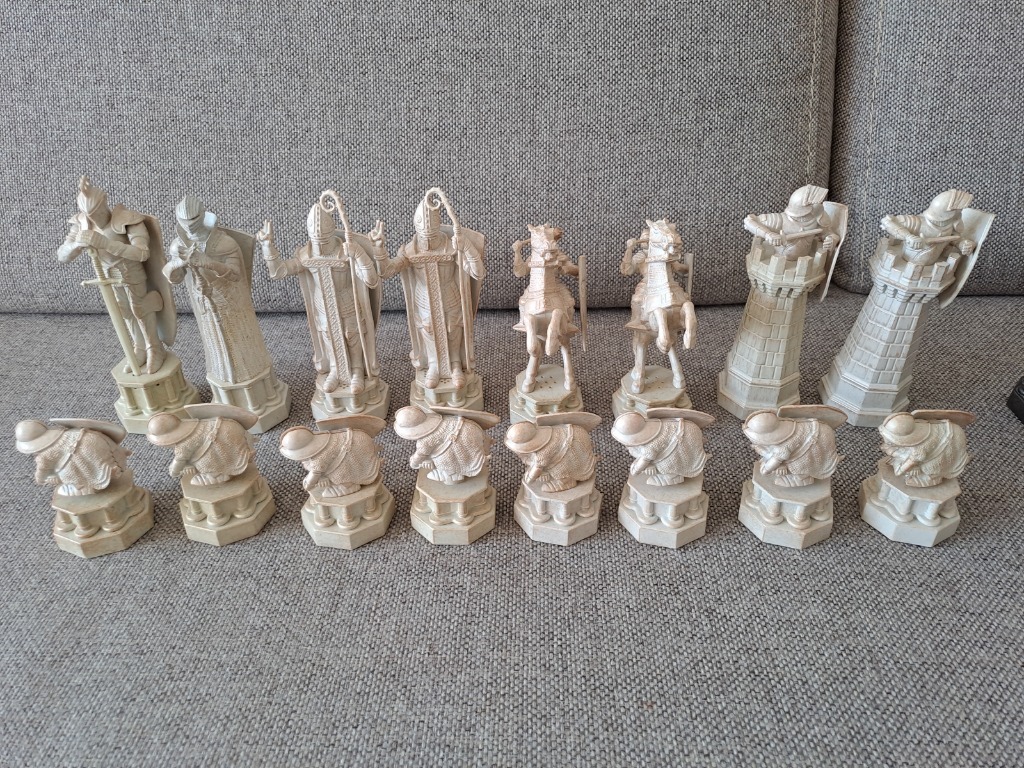 Szachy Harry Potter Deagostini 31 figur - prawie komplet | Wieluń | Kup ... Szachy Harry Potter Deagostini 31 figur - prawie komplet | Wieluń | Kup ...