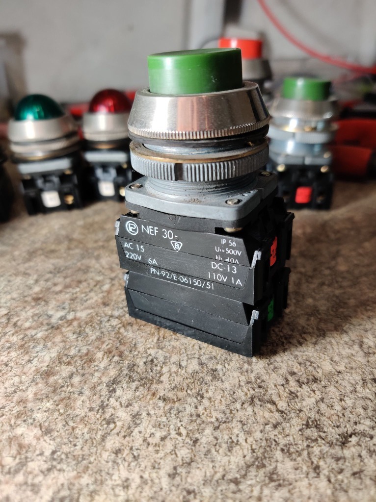 Aparatura NEF 30 (lampki, przyciski itp.) | Orzesze | Kup teraz na Allegro Lokalnie