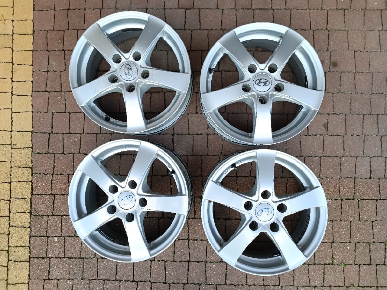 Felgi aluminiowe Dezent KBA 47672 6J x 15 | Siedlce | Kup teraz na ...