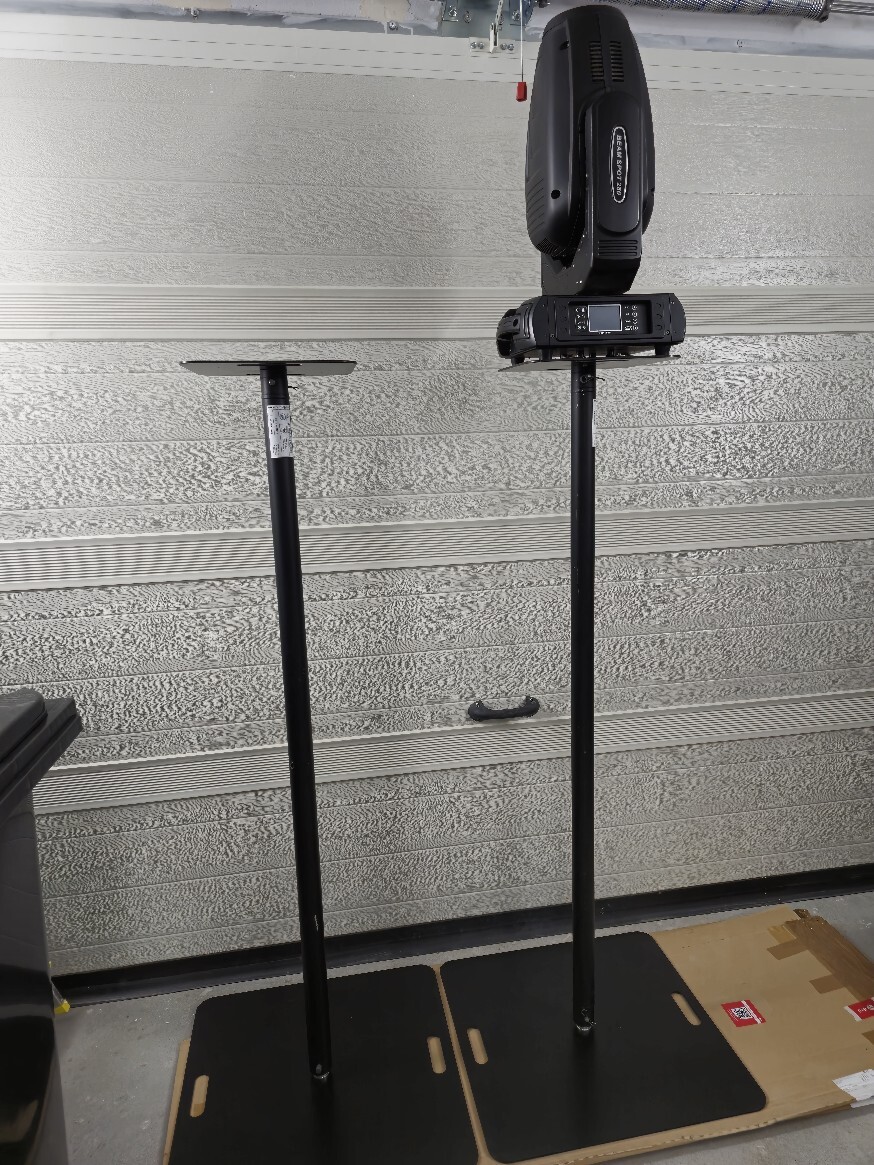 Towery pod głowy światła | Olchowa | Kup teraz na Allegro Lokalnie