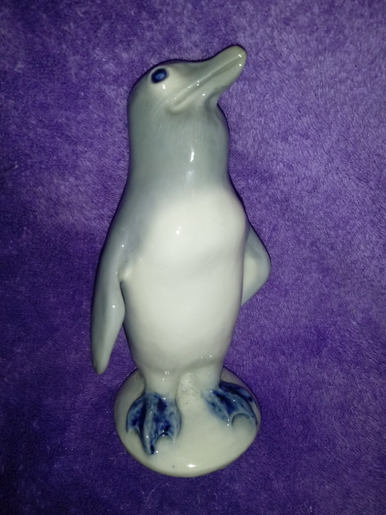 Porcela stara figurka młody pingwin | Bytom | Licytacja na Allegro Lokalnie