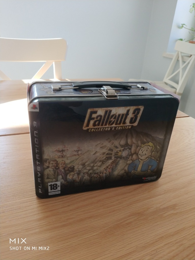 Fallout 3 PS3 Lunch Box | Brzeziny | Licytacja na Allegro Lokalnie