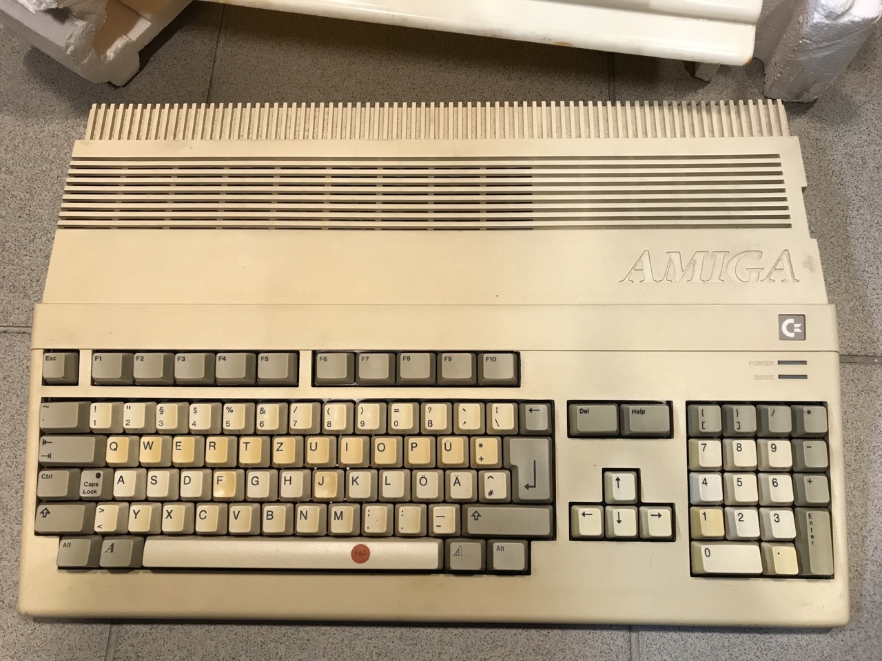 Amiga 500 z plombami + pokrywa + styropiany | Tychy | Kup teraz na ...