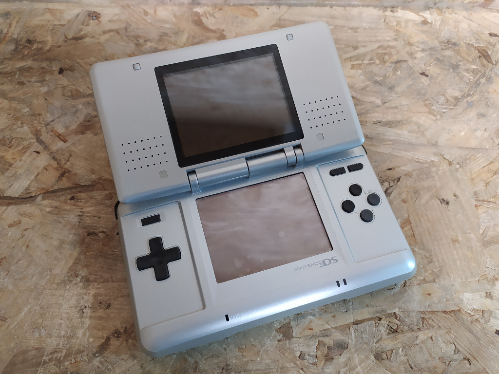 KONSOLA NINTENDO DS #3 | Szczytniki nad Kaczawą | Licytacja na Allegro ...