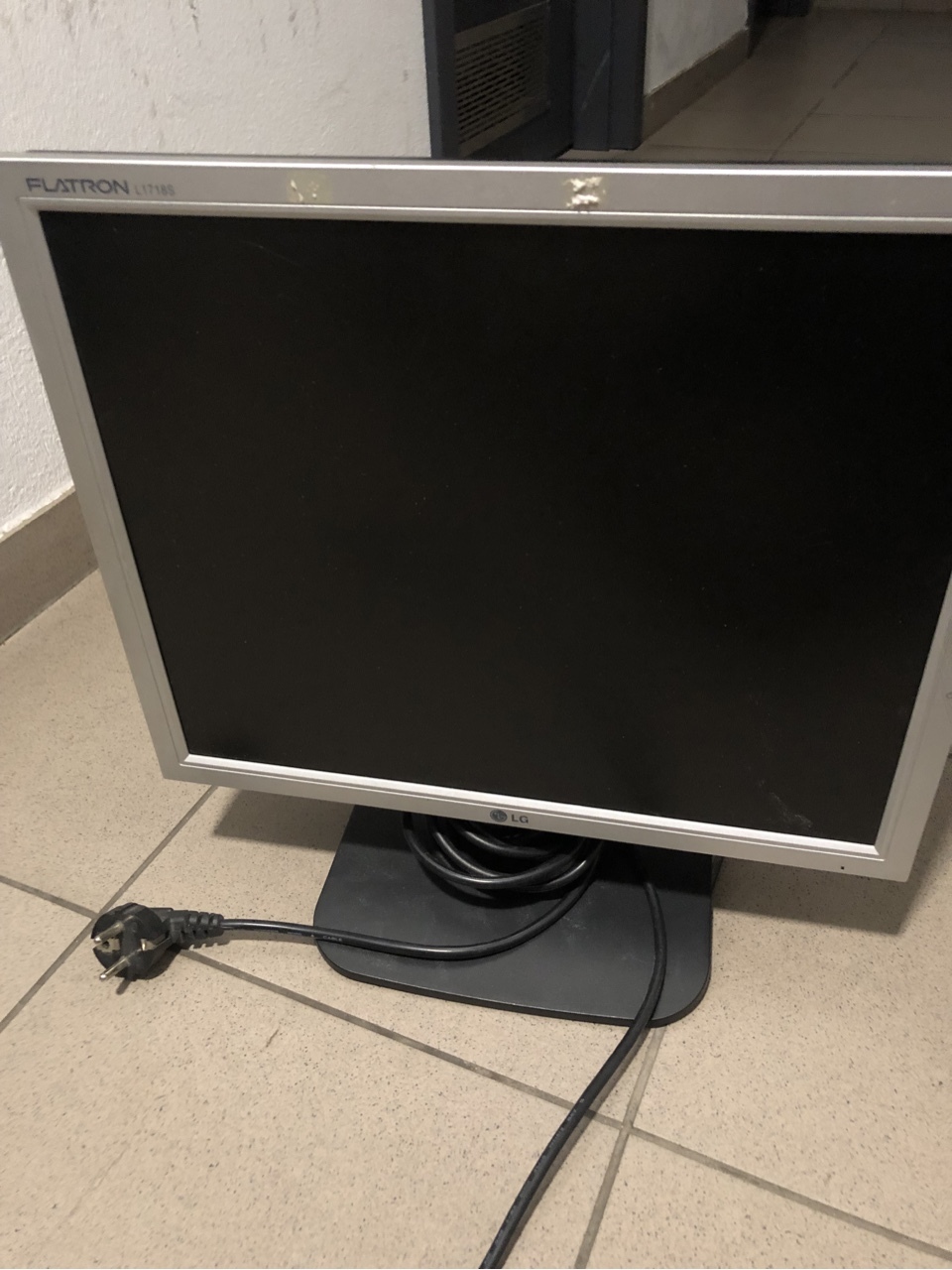 Monitor LG Flatron 17 cali sprawny z okablowaniem | złotów | Kup teraz ...