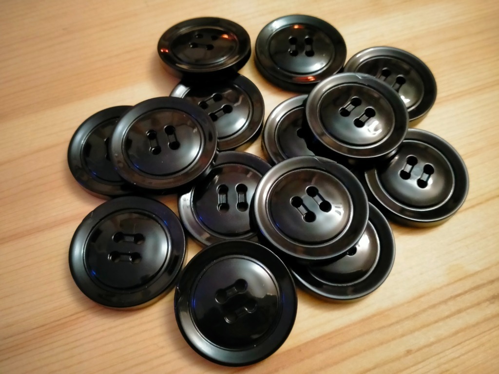 Guzik, guziki - 14 sztuk, 3cm CZARNE | Kraków | Kup teraz na Allegro ...