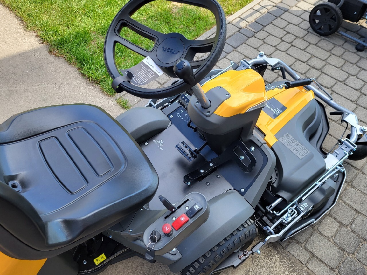 Traktorek kosiarka Stiga Park 500W +Combi100 Grati | Dymki | Ogłoszenie ...