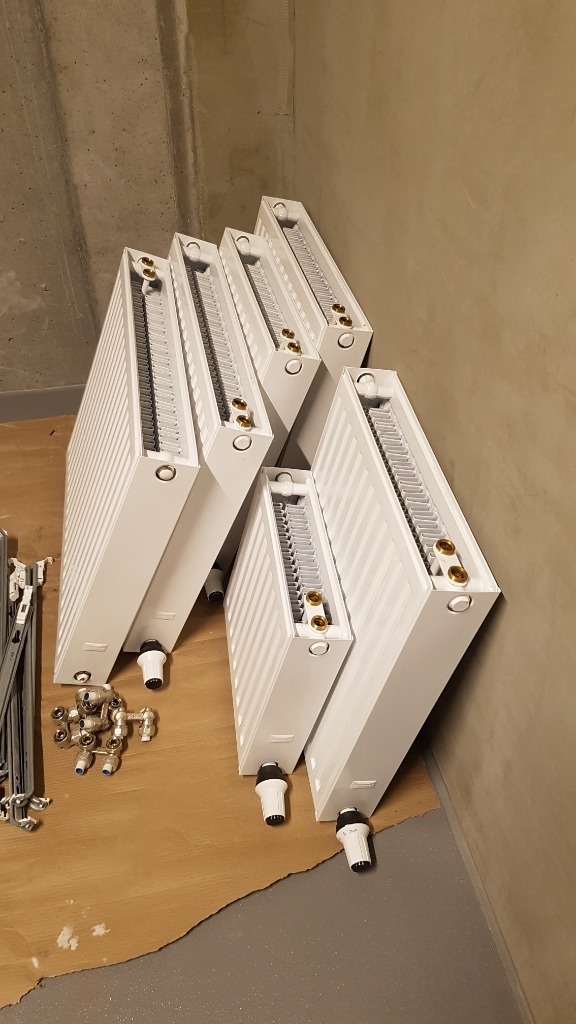 Grzejnik Radson Purmo +mocowanie termostat | Kielce | Ogłoszenie na ...