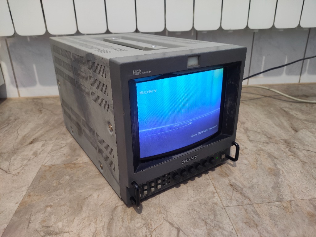 Sony PVM-9045QM monitor profesjonalny 9" retro CRT | Wierzchosławice ...