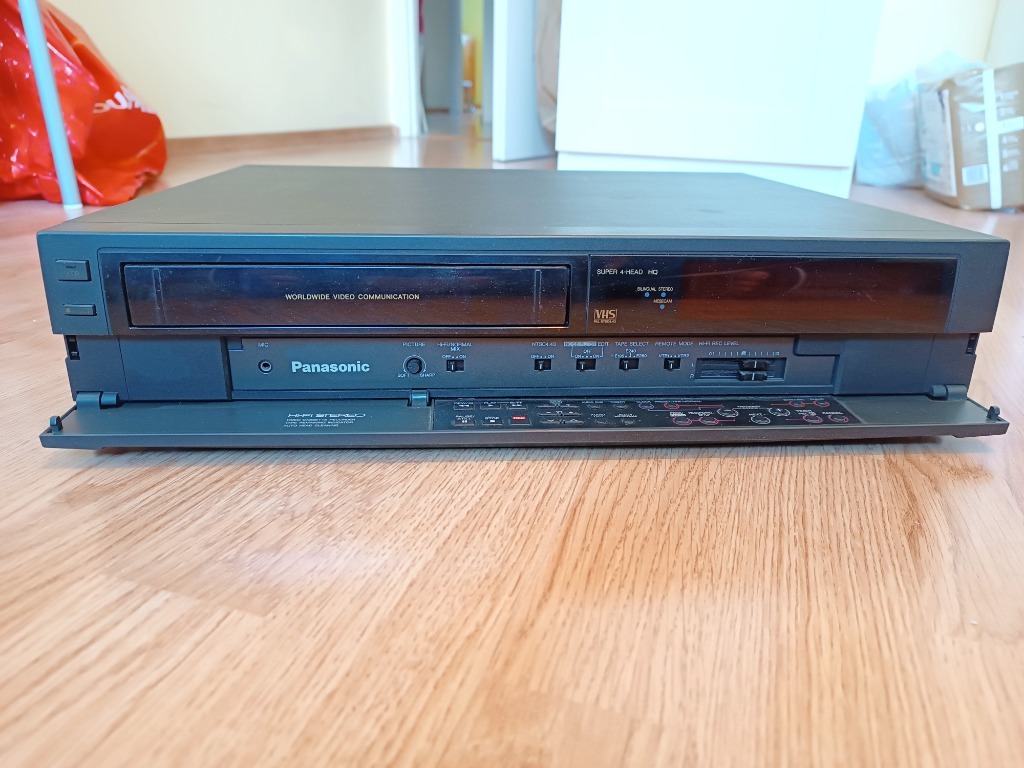 Magnetowid Panasonic F55 NV-F55EE Niezbędny serwis | Warszawa ...