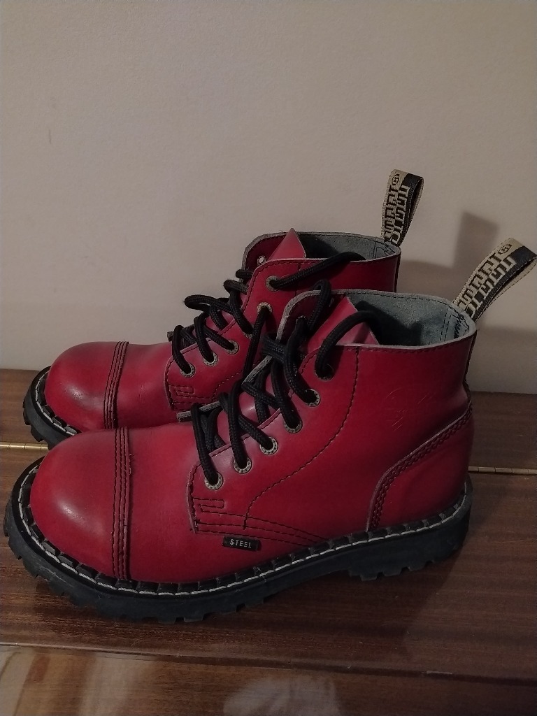 Glany czerwone STEEL, 6-dziurkowe, roz. 41 | Gdańsk | Kup teraz na ...