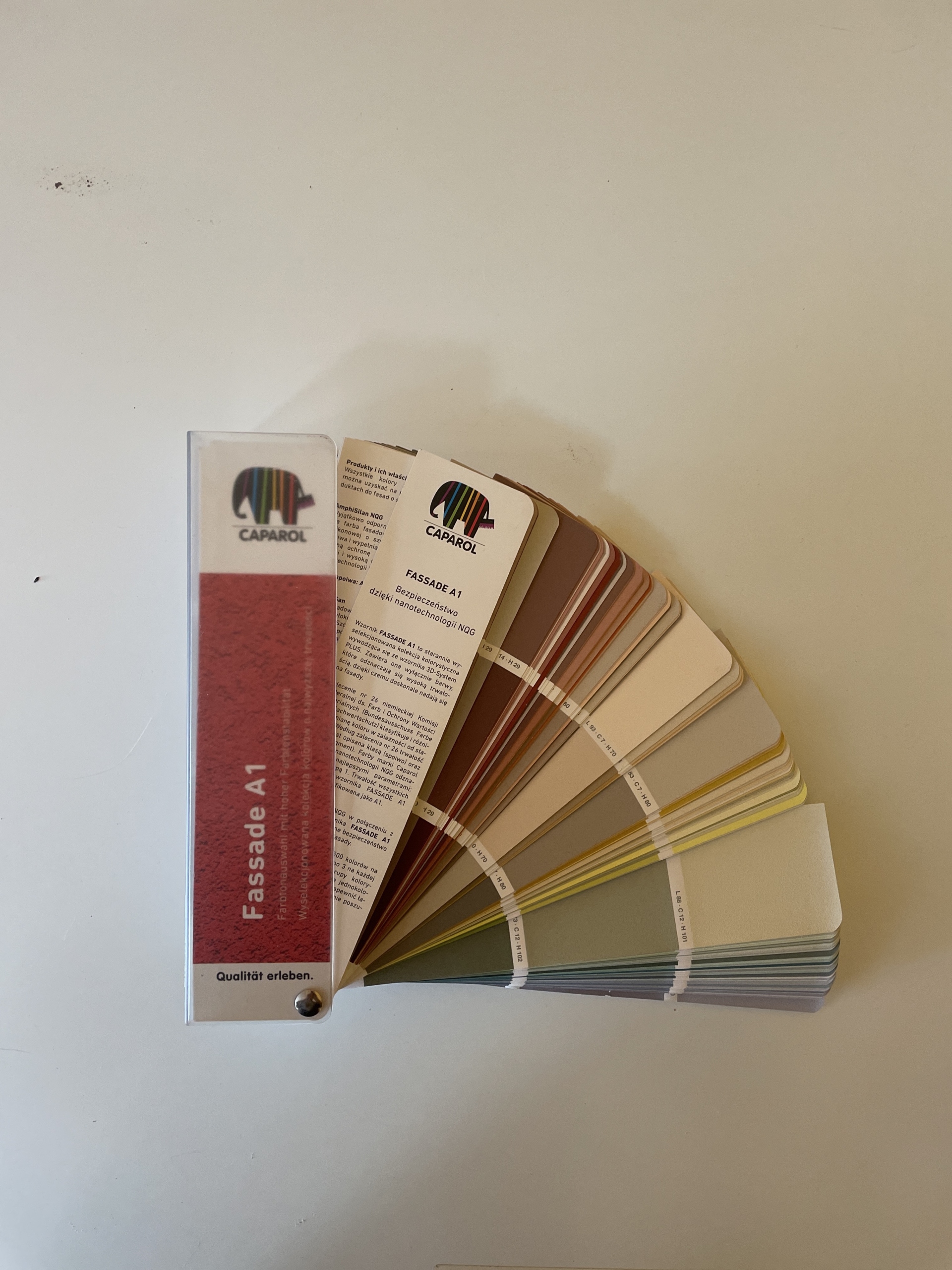 Caparol Fassade A1 - wzornik kolorów | Strzałkowo | Kup teraz na ...