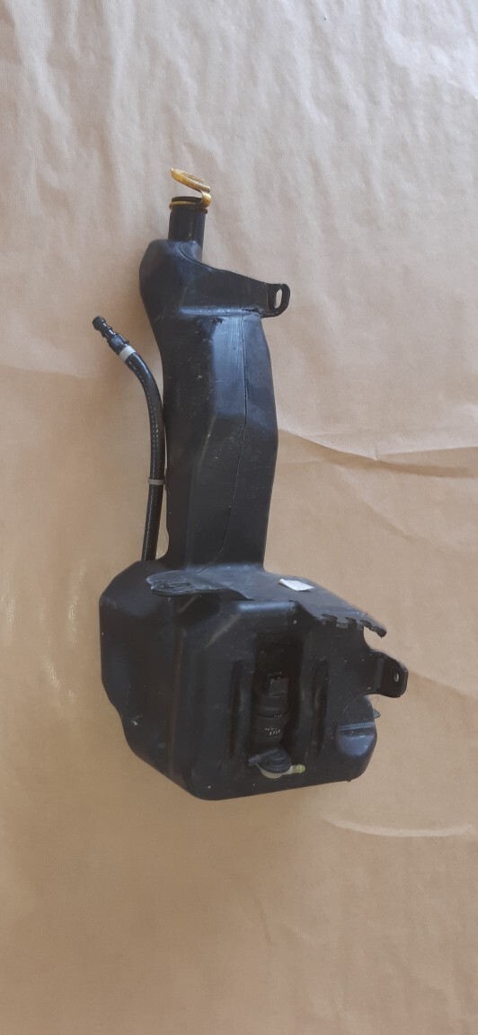 Zbiorniczek spryskiwaczy ksenon zafira b | Pleszew | Kup teraz na ...