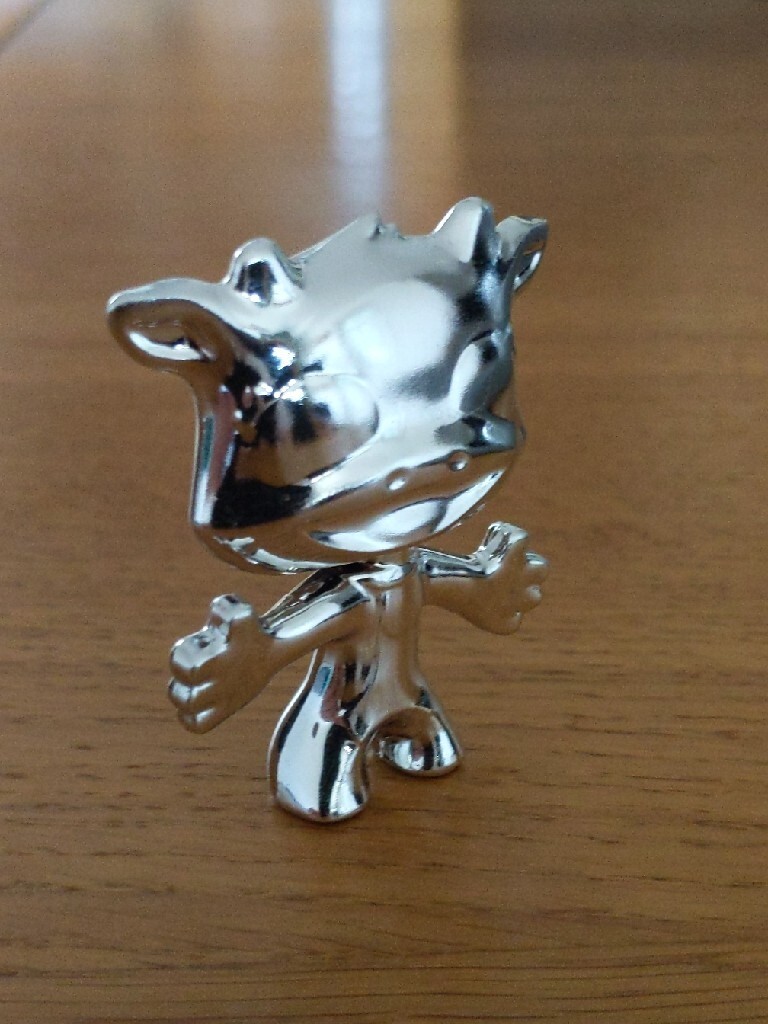 Srebrna krowa Milka Secret Box Moo unikat | Warszawa | Licytacja na ...