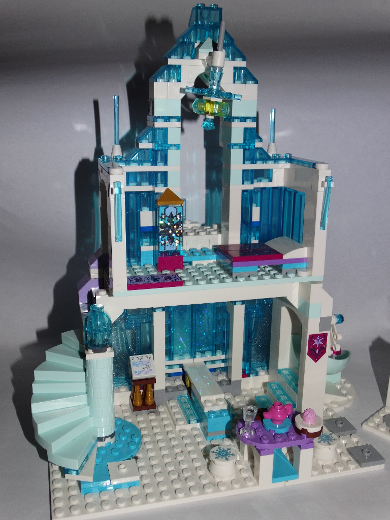 LEGO 43172 Magiczny lodowy pałac Elsy + LED | Warszawa | Kup teraz na ...