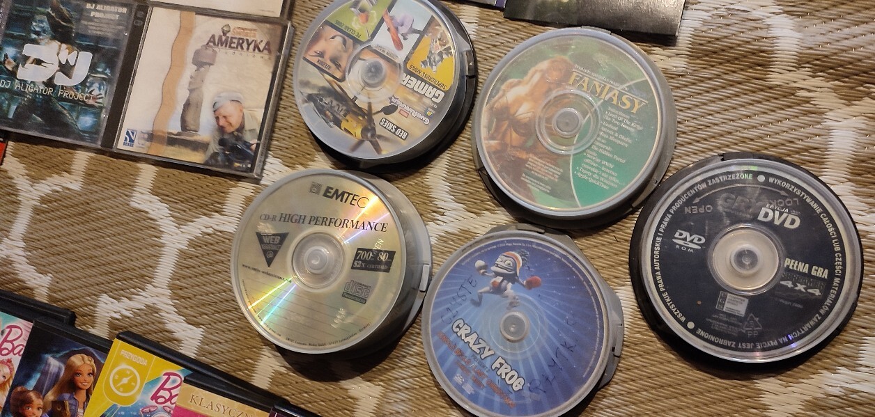 Zestaw Płyt CD DVD VCD VHS Nośniki 80 sztuk | Grodzisk Mazowiecki ...