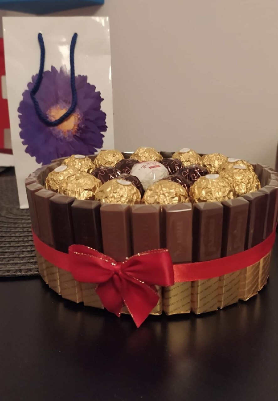 Tort z Kinder czekoladek Merci serce walentynki | Poznań | Kup teraz na ...